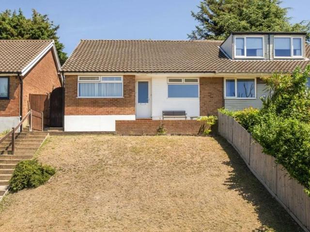 3 bedroom semi detached bungalow for sale