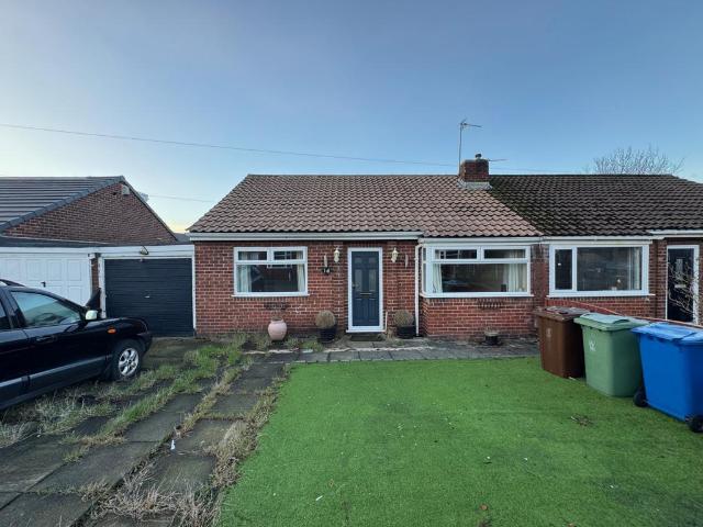 3 bedroom semi detached bungalow for sale