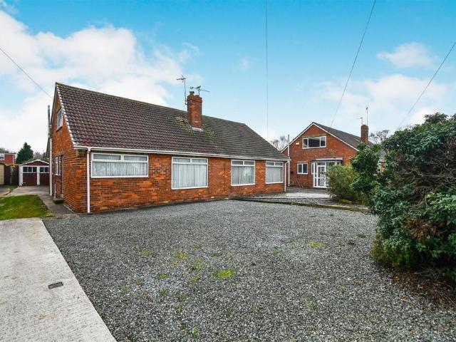 3 bedroom semi detached bungalow for sale