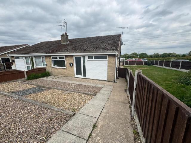 3 bedroom semi detached bungalow for sale