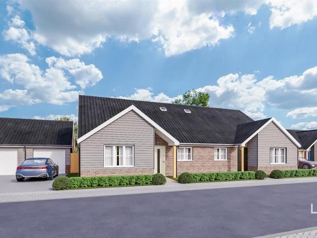 3 bedroom semi detached bungalow for sale
