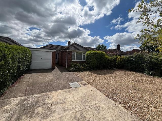 3 bedroom semi detached bungalow for sale