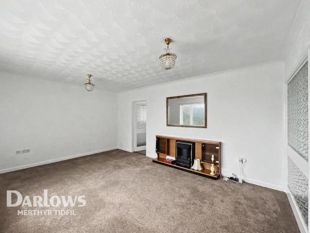 3 bedroom semi detached bungalow for sale