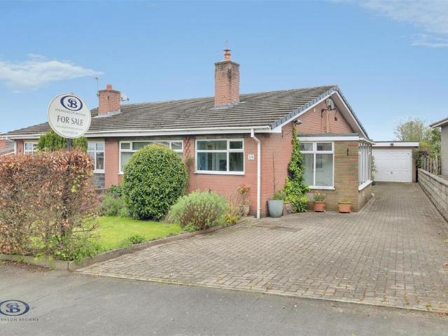 3 bedroom semi detached bungalow for sale