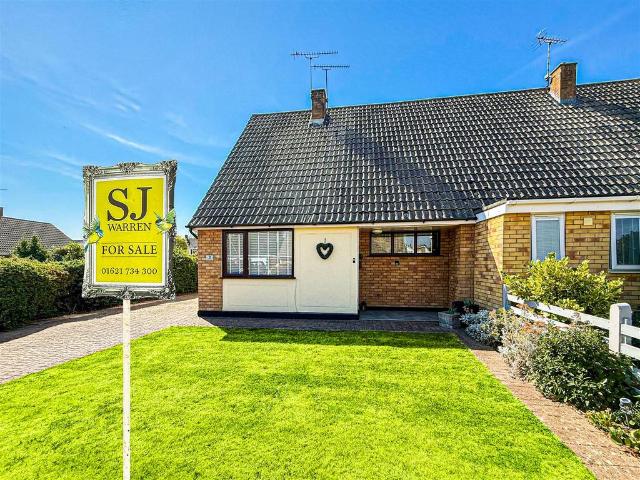 3 bedroom semi detached bungalow for sale