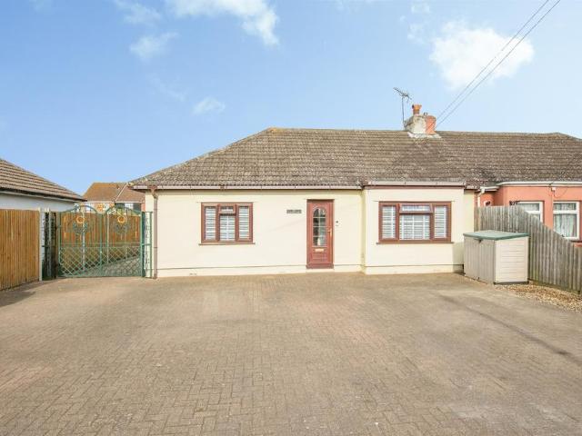 3 bedroom semi detached bungalow for sale