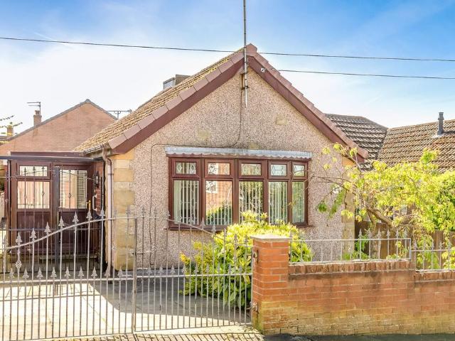 3 bedroom semi detached bungalow for sale