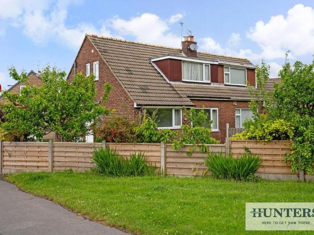 3 bedroom semi detached bungalow for sale