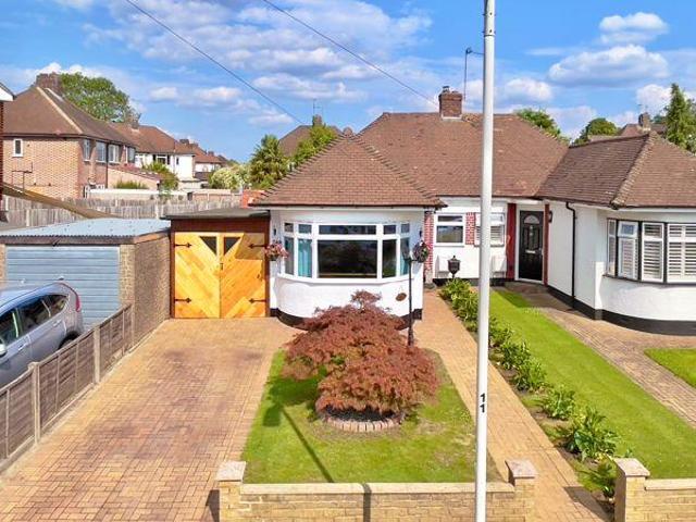3 bedroom semi detached bungalow for sale