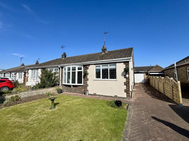 3 bedroom semi detached bungalow for sale