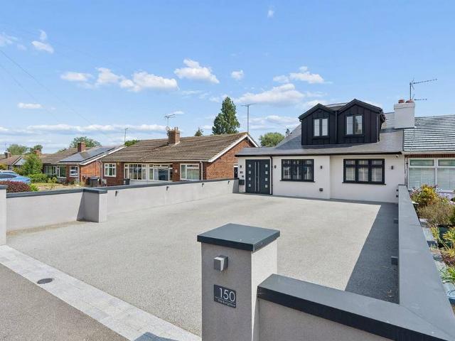 3 bedroom semi detached bungalow for sale