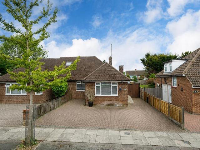 3 bedroom semi detached bungalow for sale