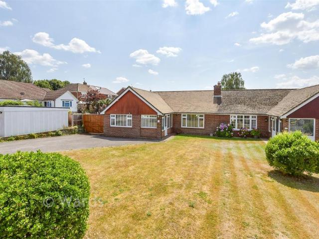 3 bedroom semi detached bungalow for sale
