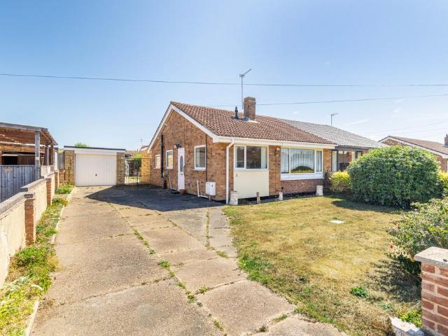 3 bedroom semi detached bungalow for sale