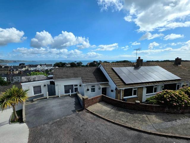 3 bedroom semi detached bungalow for sale