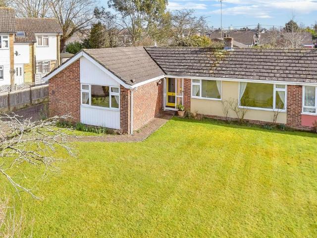 3 bedroom semi detached bungalow for sale