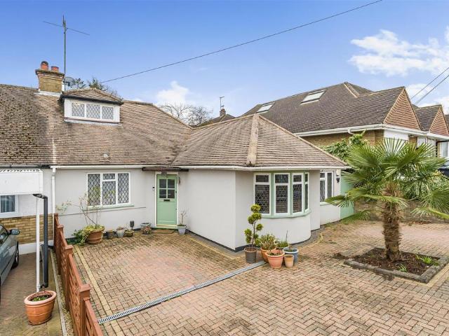 3 bedroom semi detached bungalow for sale