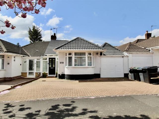 3 bedroom semi detached bungalow for sale