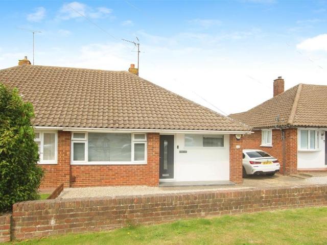 3 bedroom semi detached bungalow for sale