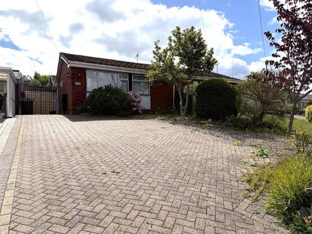 3 bedroom semi detached bungalow for sale
