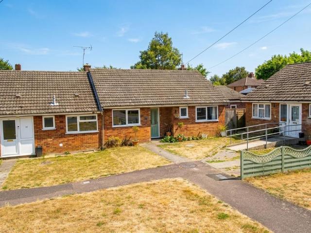 3 bedroom semi detached bungalow for sale