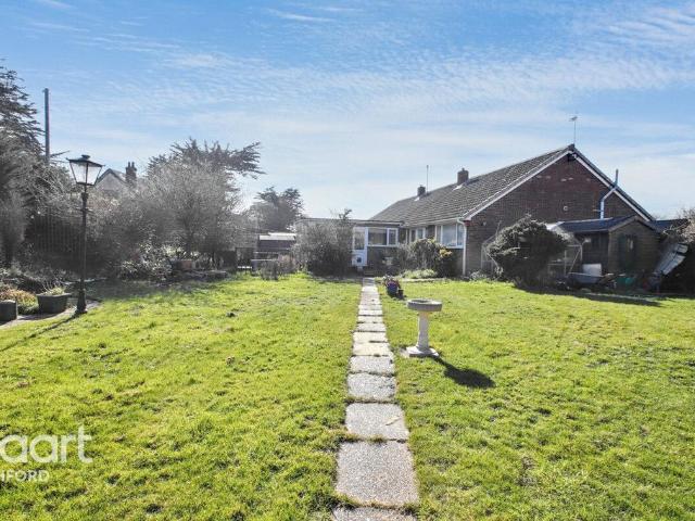 3 bedroom semi detached bungalow for sale
