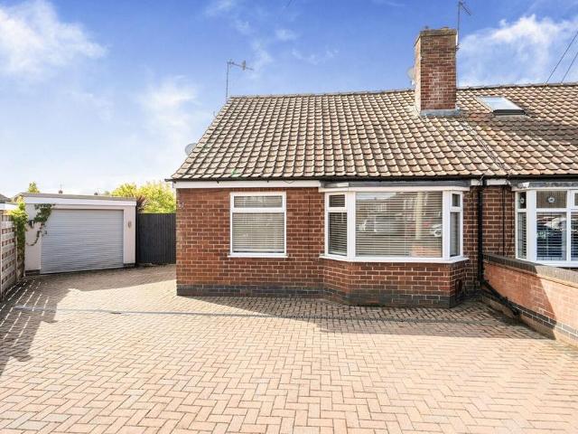 3 bedroom semi detached bungalow for sale