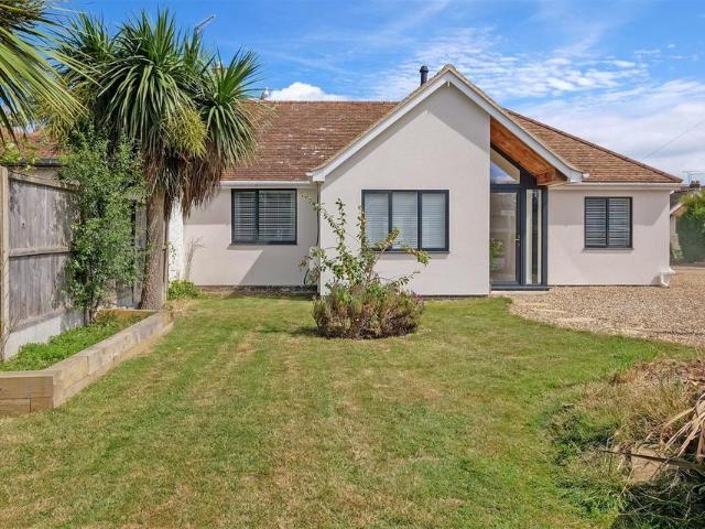 3 bedroom semi detached bungalow for sale