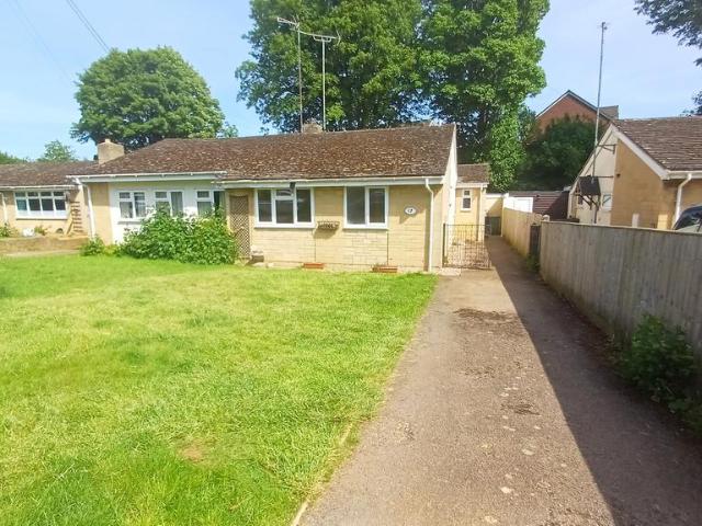 3 bedroom semi detached bungalow for sale