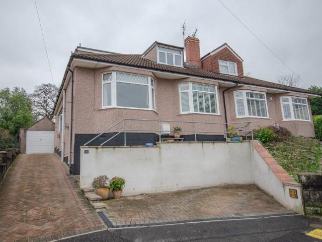 3 bedroom semi detached bungalow for sale