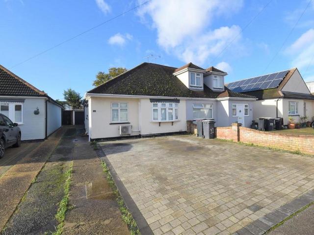3 bedroom semi detached bungalow for sale