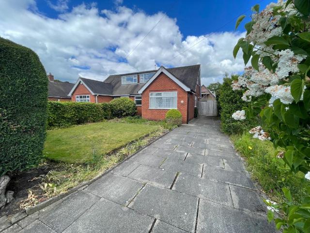3 bedroom semi detached bungalow for sale