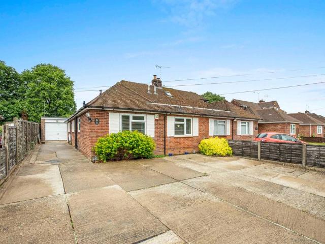 3 bedroom semi detached bungalow for sale