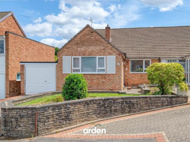 3 bedroom semi detached bungalow for sale