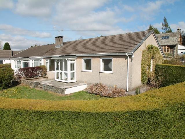 3 bedroom semi detached bungalow for sale