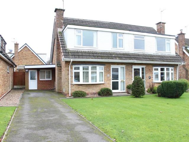 3 bedroom semi detached house for sale