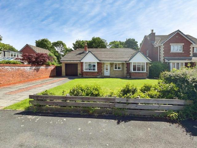 3 bedroom semi detached bungalow for sale