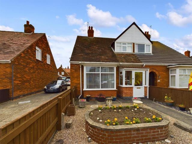 3 bedroom semi detached bungalow for sale