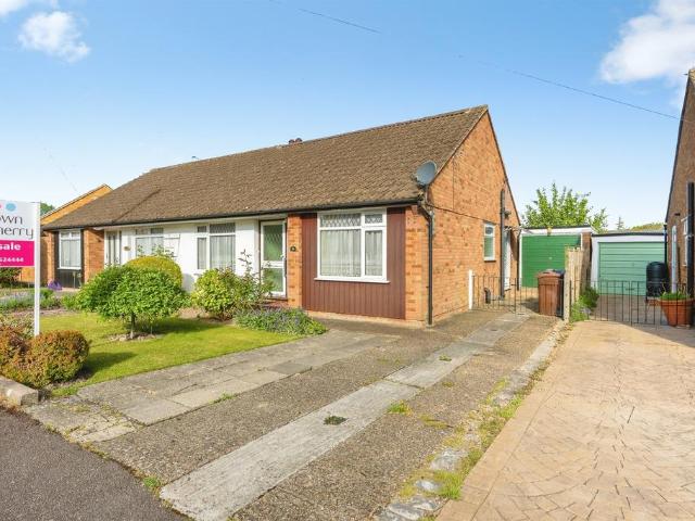 4 bedroom semi detached bungalow for sale