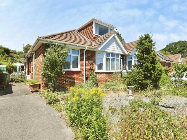 3 bedroom semi detached bungalow for sale