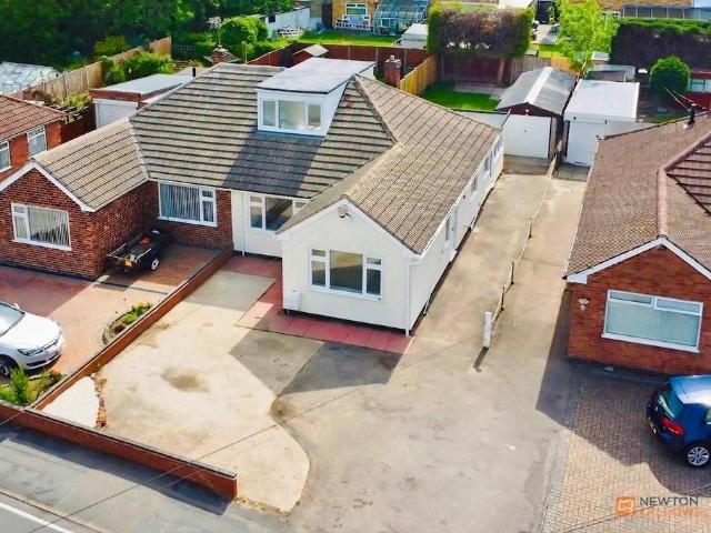 3 bedroom semi detached bungalow for sale