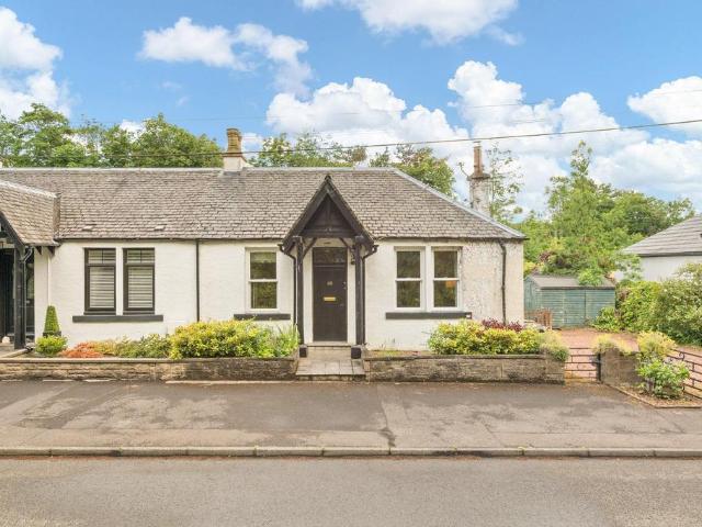 3 bedroom semi detached bungalow for sale