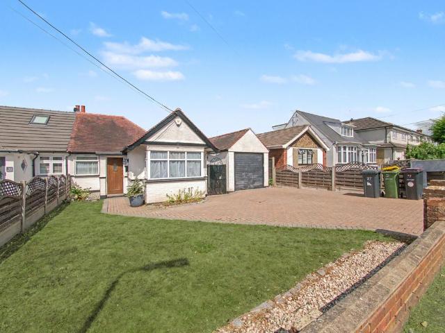 3 bedroom semi detached bungalow for sale