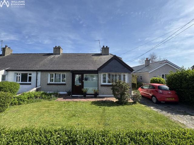 3 bedroom semi detached bungalow for sale