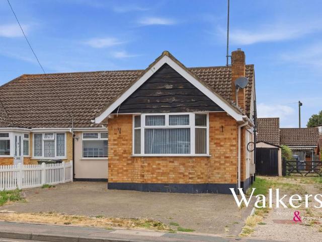 3 bedroom semi detached bungalow for sale