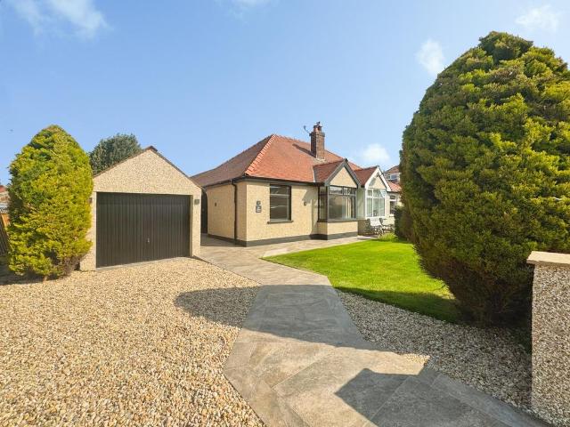 3 bedroom semi detached bungalow for sale