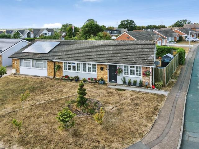 3 bedroom semi detached bungalow for sale