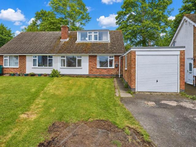 3 bedroom semi detached bungalow for sale
