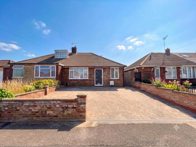 3 bedroom semi detached bungalow for sale