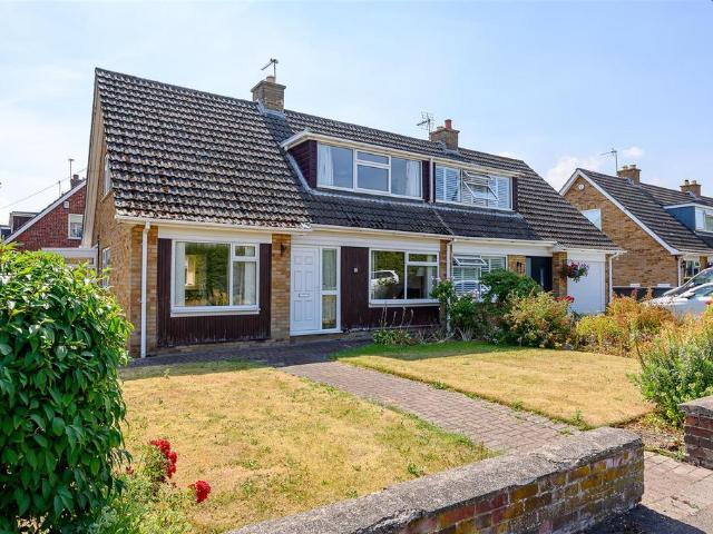 3 bedroom semi detached bungalow for sale
